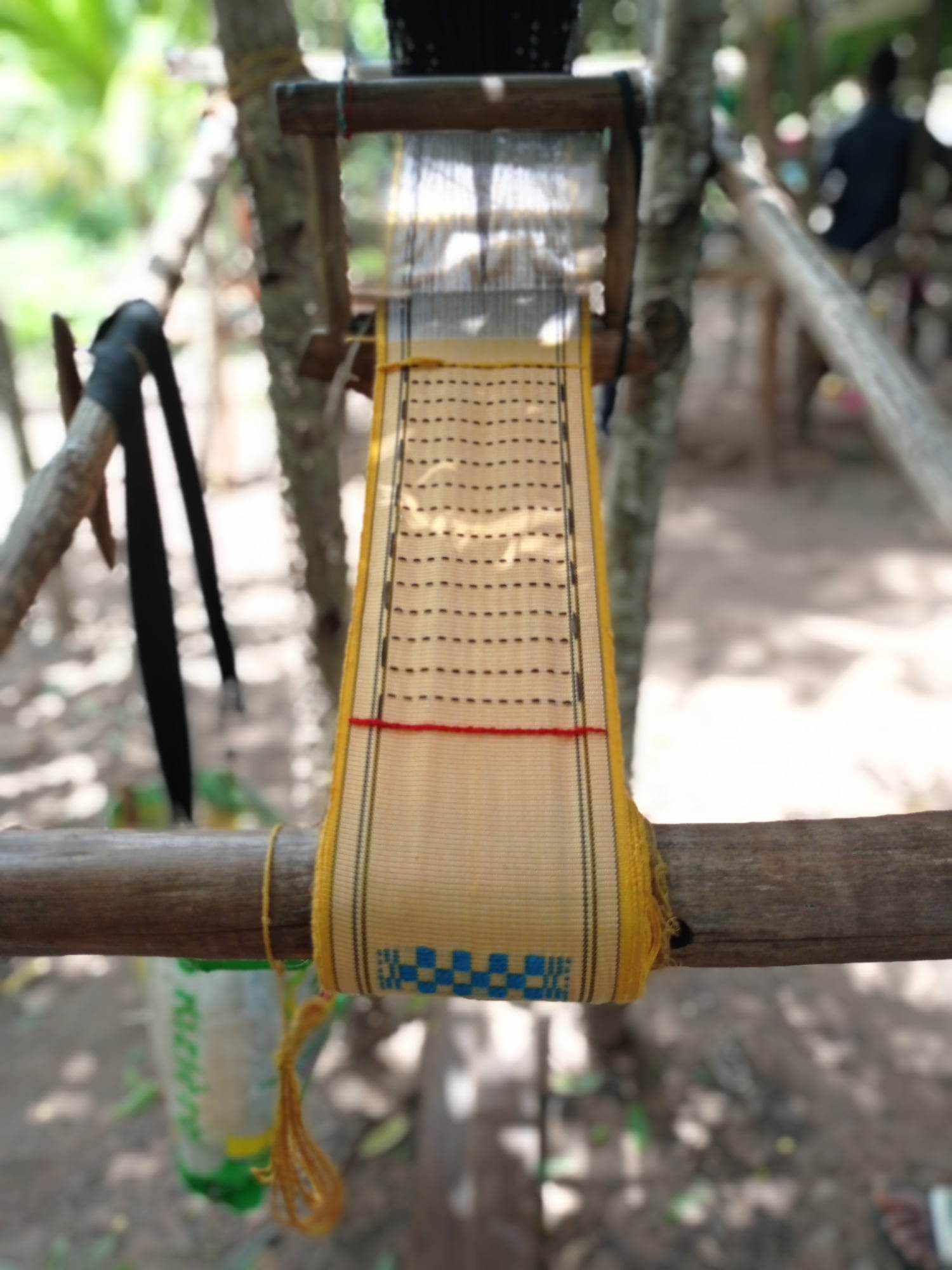 Rencontre avec les tissérands de Bomizambo